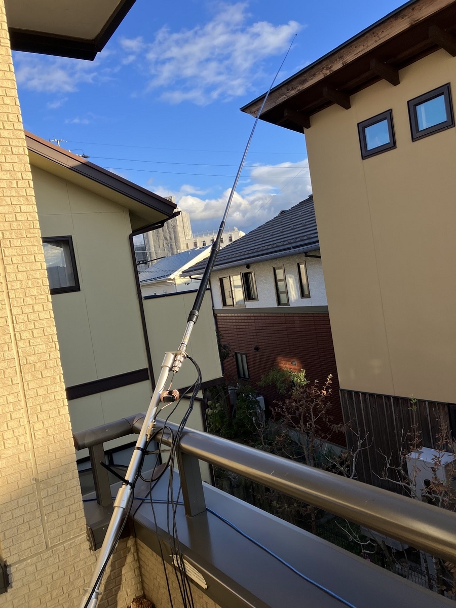 アンテナ設置のヒントとコツ！ベランダを活用してアマチュア無線を楽しもう！ | CQ～JA3CGZ アマチュア無線ブログ